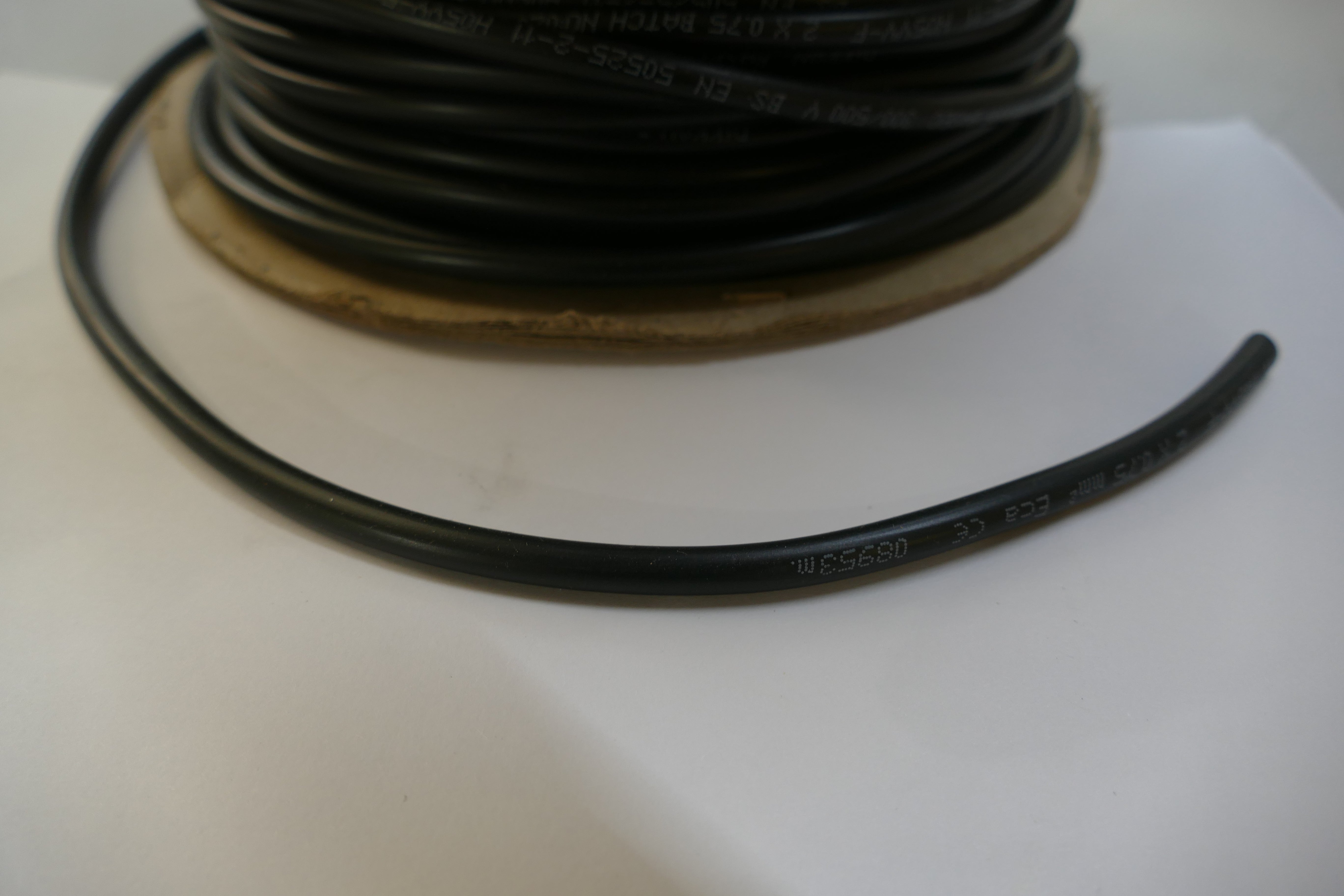 Cables & Connectors for LED Strip Lighting | LEDSpace